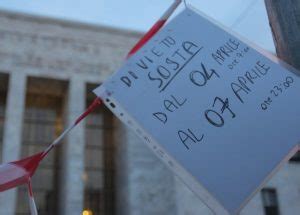Divieto di sosta ecco quando non possono più farti la multa Puoi