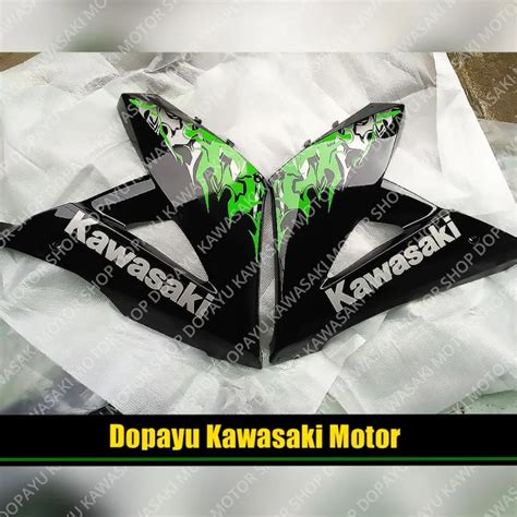 Fairing Bawah Ninja Rr New Batik Hitam List HIjau Striping 2013 Kanan