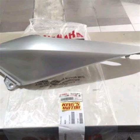 Jual Cover Body Belakang Xmax Silver Original Yamaha Satuan Kanan Atau