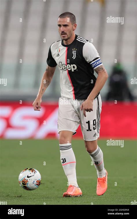 Juventus Verteidiger Leonardo Bonucci Fotos Und Bildmaterial In Hoher