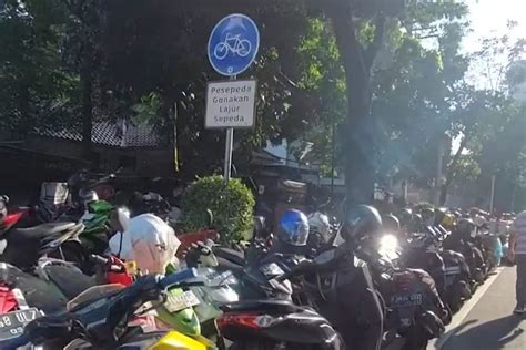 Jalur Sepeda Di Senopati Jadi Lahan Parkir Dishub Jaksel Sudah