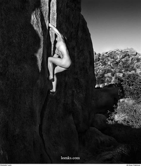 Nude Rock Climbing Leenks