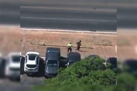 Vídeo PM atira contra suspeito de roubo no centro de Brasília Metrópoles