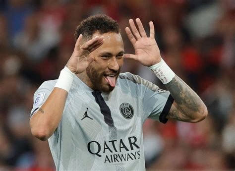 Dibanding Lionel Messi Dan Kylian Mbappe Pelatih PSG Lebih Suka Neymar