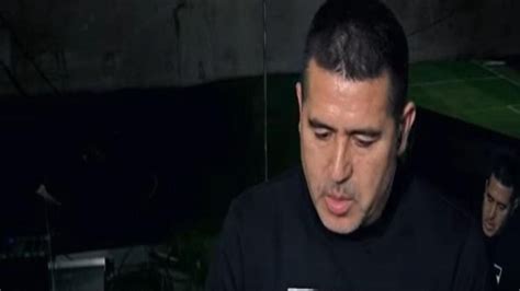 Riquelme está atento el ex Boca que protagonizó un escándalo en Europa