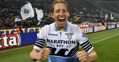 Lucas Leiva diz que ainda quer voltar ao Grêmio o futuro