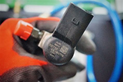 Einspritzdüse Injektor 03L130277B Siemens VW Motor CAYA 1 6 TDI