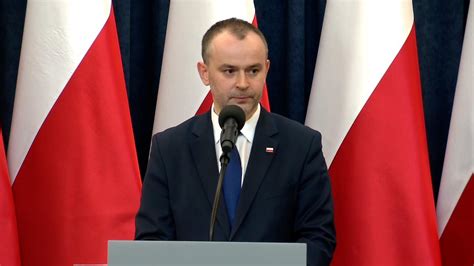 Pawe Mucha Ile Zarobi W Pzu I Nbp By Y Zast Pca Szefa Kancelarii