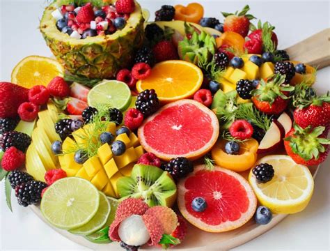 16 frutas para dieta low carb veja como consumir sem culpa SaúdeLab