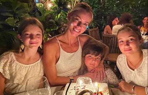 Por qué las hijas de Nicole Neumann pasan sus vacaciones separadas Es