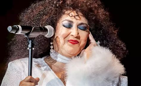 Castillos esta es la historia de la canción de Amanda Miguel que