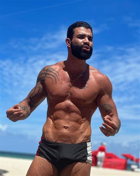 Gusttavo Lima Responde Amea A Da Mulher Andressa Suita Por Fotos