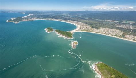 5 praias incríveis para conhecer em Palhoça a última é de tirar o fôlego