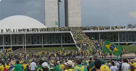 Bolsonaristas que participaram de atos antidemocráticos podem ser
