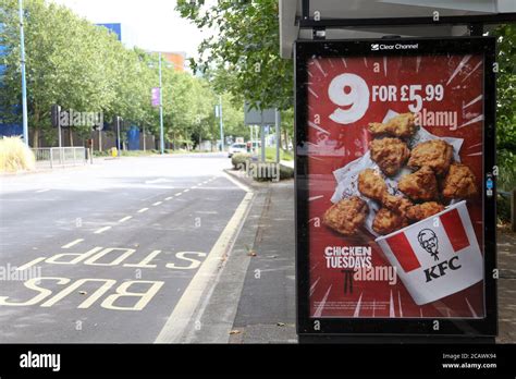 Kfc Advertising Hi Res Stock Photography And Images Alamy