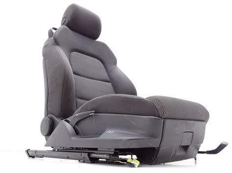 FOTEL PRAWY PRZÓD PASAŻERA AUDI A3 8P LIFT 3D HB PRZEDNI 12297732537 za