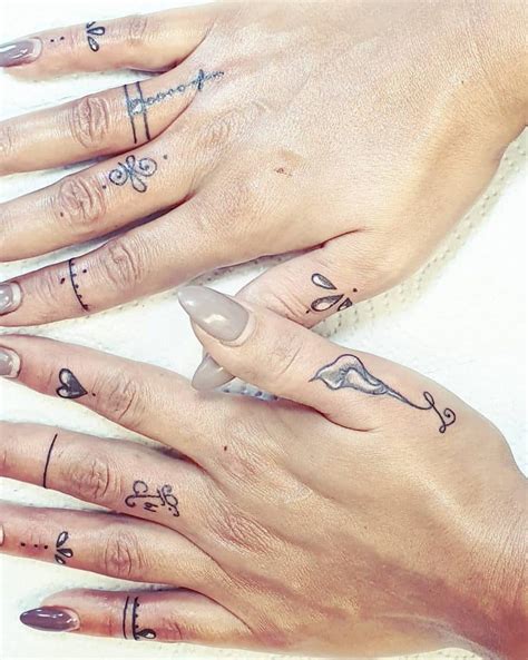 Stunning Hand Tattoos For Women