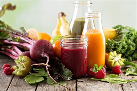 15 sucos detox para emagrecer e secar a barriga Tua Saúde