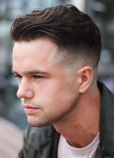 12 Supreme Haircuts For Guys With Round Heads