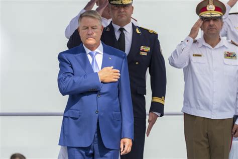 Iohannis la Ziua Marinei doar cu Nicolae Ciucă fără Marcel Ciolacu