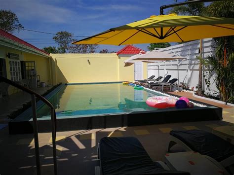 Barefeet Naturist Resort Adults Only Bangkok Thailand Season