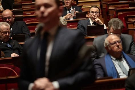 Réforme des retraites le Sénat vote la fin de certains régimes