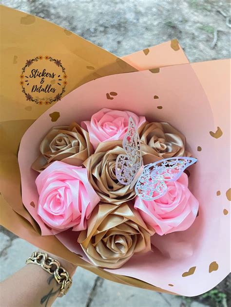 Pin De Jacqueline Jimenez Corona En Rosas Eternas En 2023 Ramo De