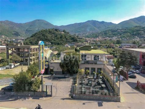 Locale Commerciale Via 25 Luglio 251 Cava De Tirreni Rif 110030015