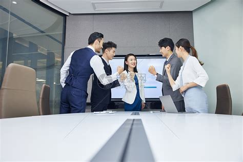 职场商务精英团队加油打气形象高清图片下载 正版图片506952321 摄图网
