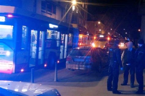 Dantejskie Sceny W Autobusie Miejskim Agresor W Kaftanie