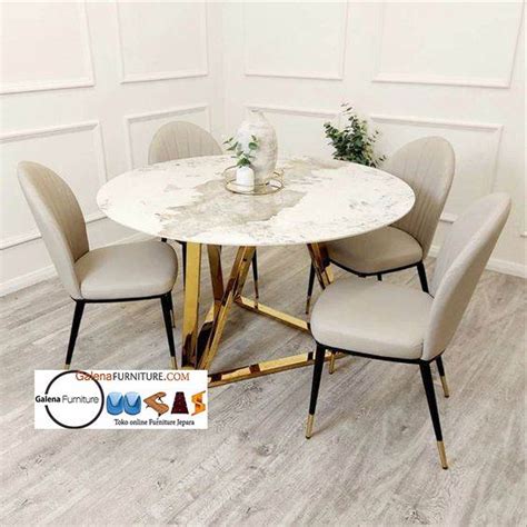 Meja Makan Marmer Putih Bundar Stainless Gold Segitiga Glossy