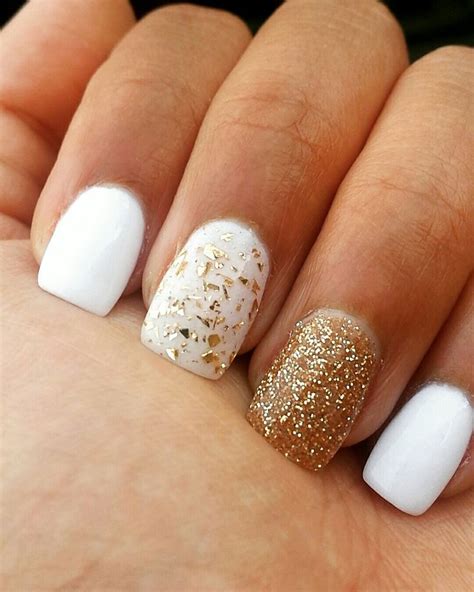 White Gold Nexgen nails perfect for summer Vernis à ongles