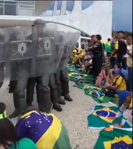 Gemma On Twitter Comunistas Comparan A EEUU Con Brasil Trump