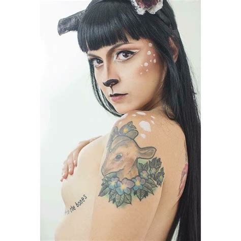 Pin By Ky Mirabel On Too Many To Fawn Over Oh Deer Halloween Face