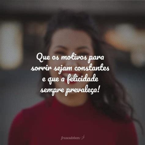 60 frases de sorriso para status que vão iluminar suas redes sociais