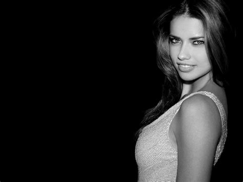 Adriana Lima Wallpaper Aesthetic Infoupdate Org