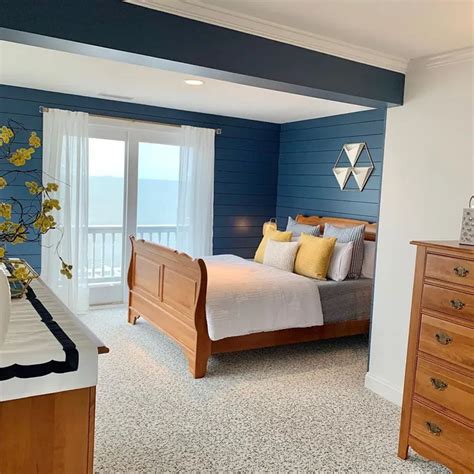 Benjamin Moore Van Deusen Blue HC 156 Paint Color