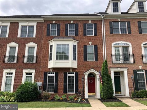 42473 Greenside Drive Brambleton VA 20148 Compass