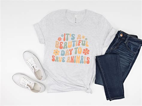 Es un hermoso día para salvar animales camiseta Vet Tech camiseta