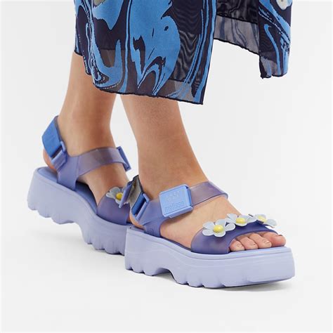Melissa X Lazy Oaf Kick Off Sandal Cloud Bloom End Es