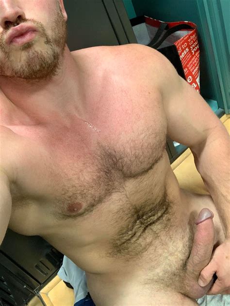 Cock Out Scrolller