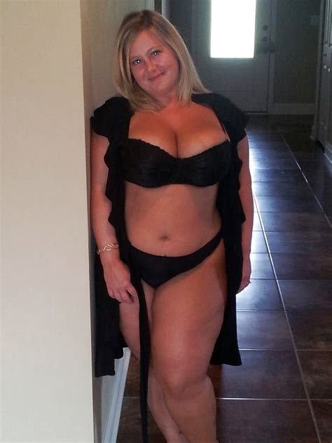 Busty Curvy Mature Milf Kym Porn Pictures 115151990