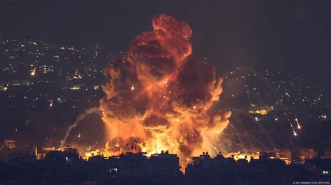 Israel intensifica ofensivas no Líbano e em Gaza DW 07 10 2024