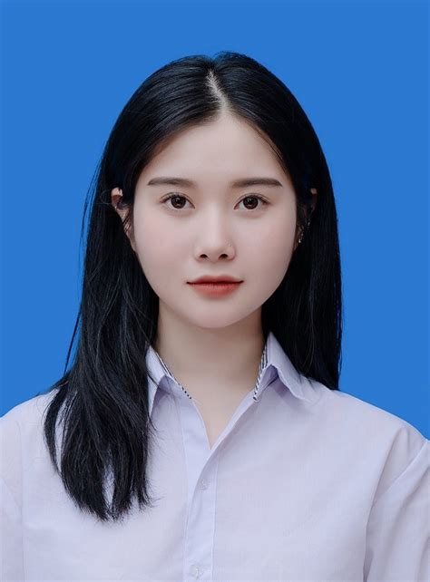 C Ch Ch P Nh Th P Khi N B N T Tin Trong M I L N Ch P Trung