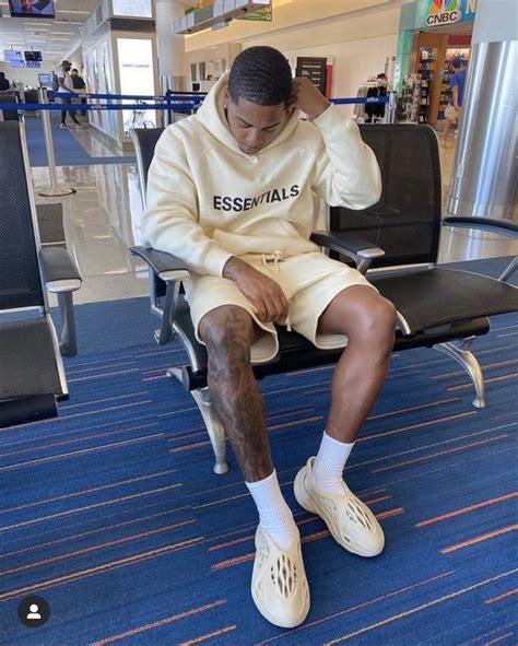 How To Wear Yeezy Foam Runners Outfit Ideas Style And Run