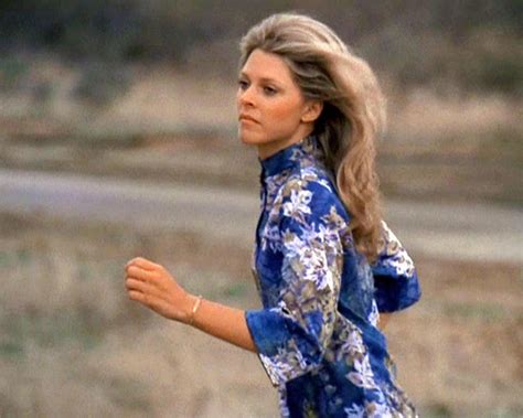 Actress LINDSAY WAGNER As The Bionic Woman Picture Photo Print 8 X10
