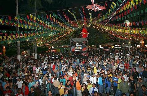 A Bahia e Seus Encantos São João de Senhor do Bonfim Bahia