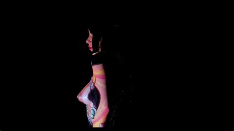 Alix B N Zech Nue Dans No Way