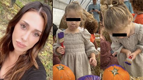 Belen Mamma Dolcissima Il Pomeriggio Nel Villaggio Delle Zucche Con