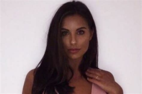LoveIsland S Jessica Rose UK Stuns In Busty Date Night Dress But